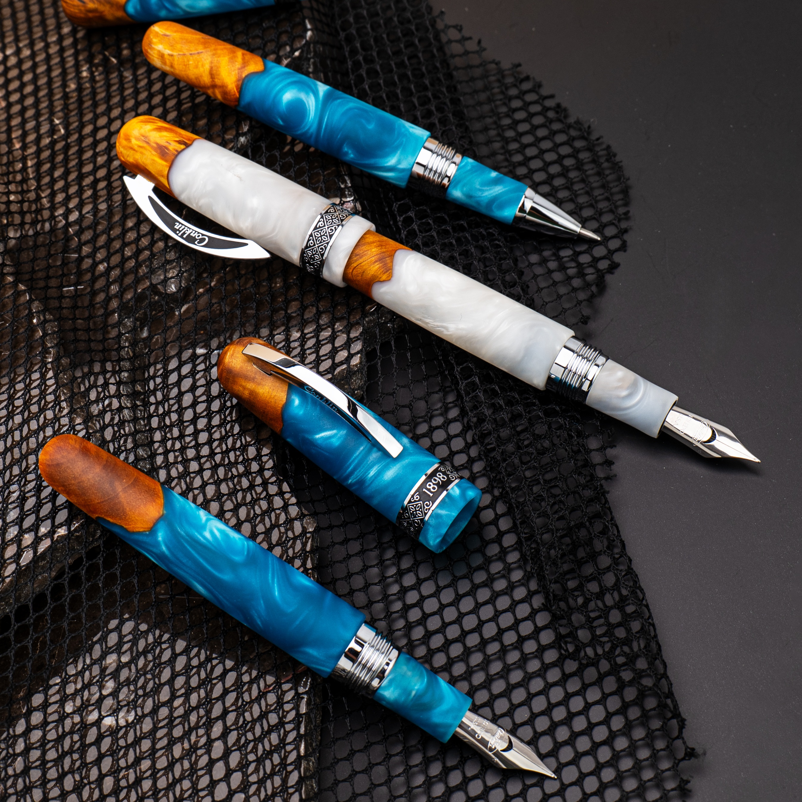 Conklin 1898 Spectra Fusion Blue ST Caneta de tinta permanente - Vulpen ...