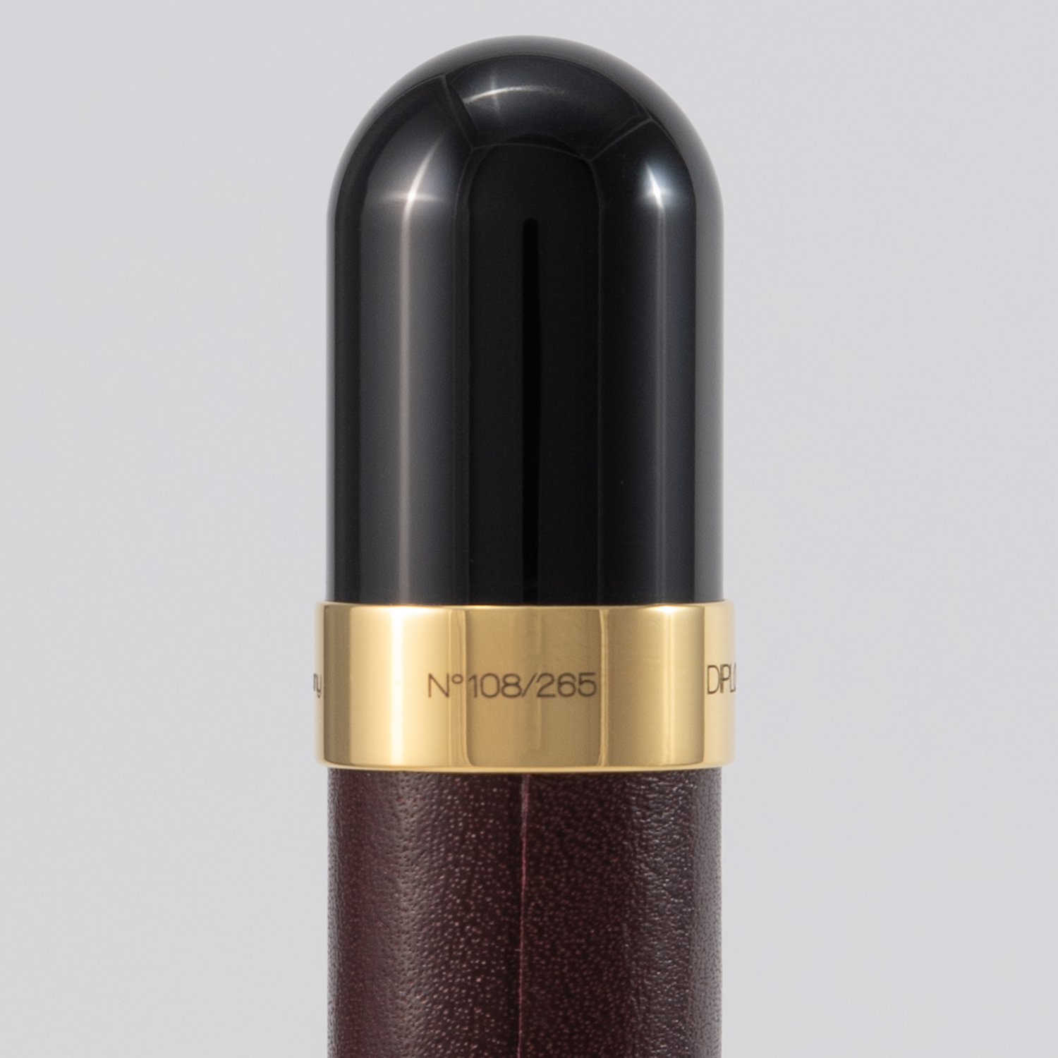 Diplomat XO Red Leather Limited Edition Pluma Estilográfica - Vulpen ...