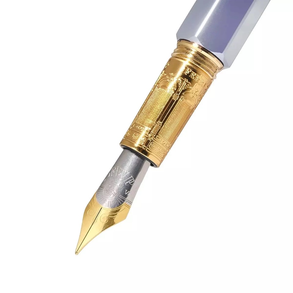 Ferris Wheel Press The Marquise Pearl Drop Blue Fountain pen - Vulpen ...