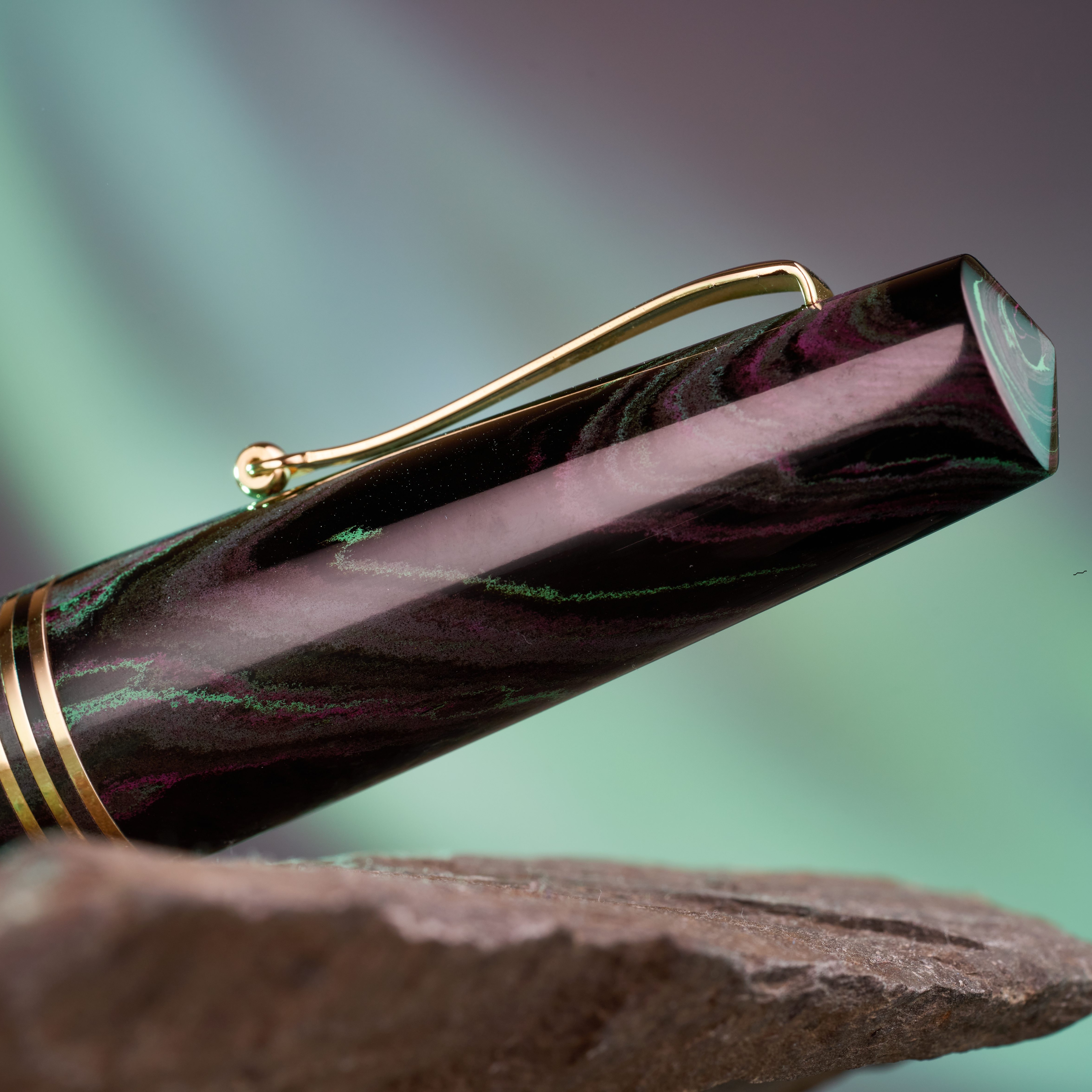 Maiora Everest Ebonite Boreale Stylo Plume - Vulpen / Fountain pen ...