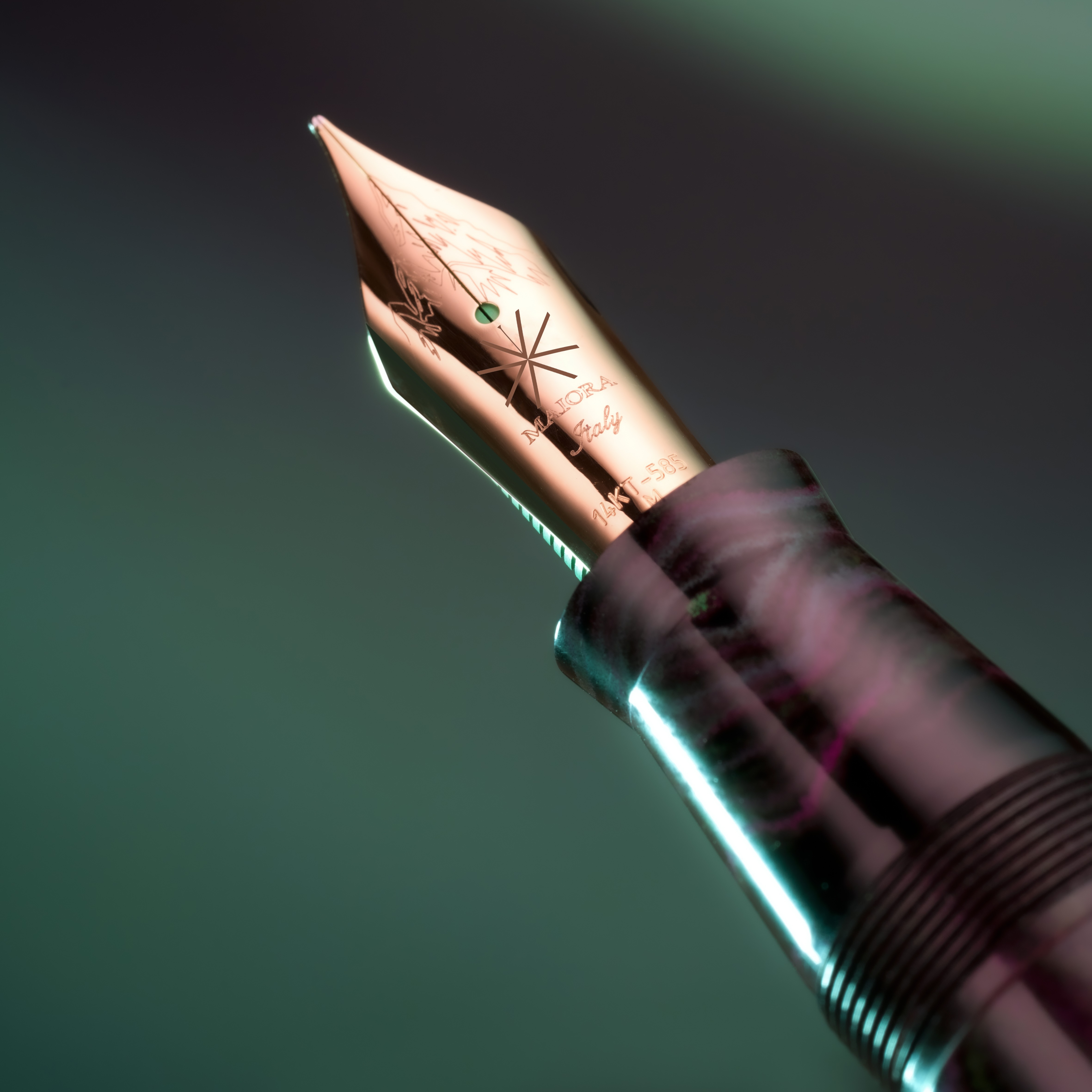 Maiora Everest Ebonite Boreale Stylo Plume - Vulpen / Fountain pen ...