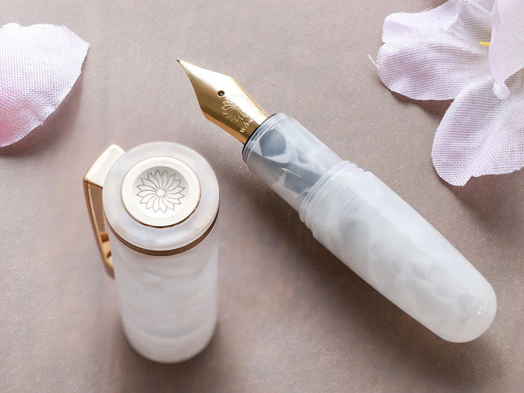 Wancher PuChiCo White Snow GT Fountain Pen - Vulpen / Fountain pen ...