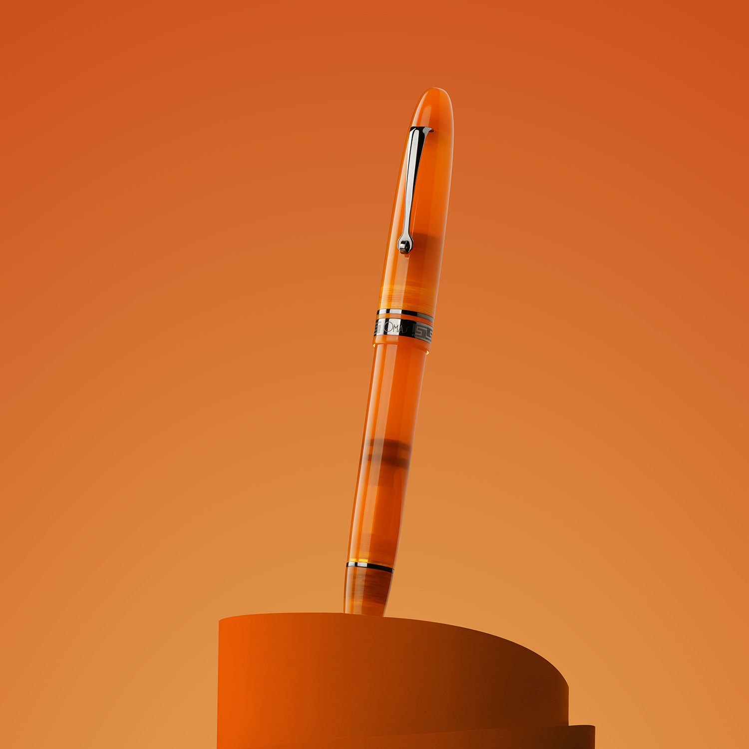 Omas Ogiva Arancione BT Fountain pen - 20241014309 | Appelboom.com